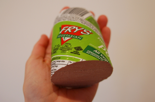 VELOVEGAN: Fry's Polony Sausage