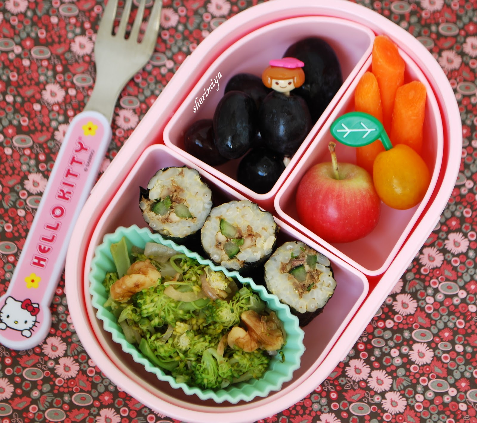 Happy Little Bento: Sushi and Jack O'Egg Bento