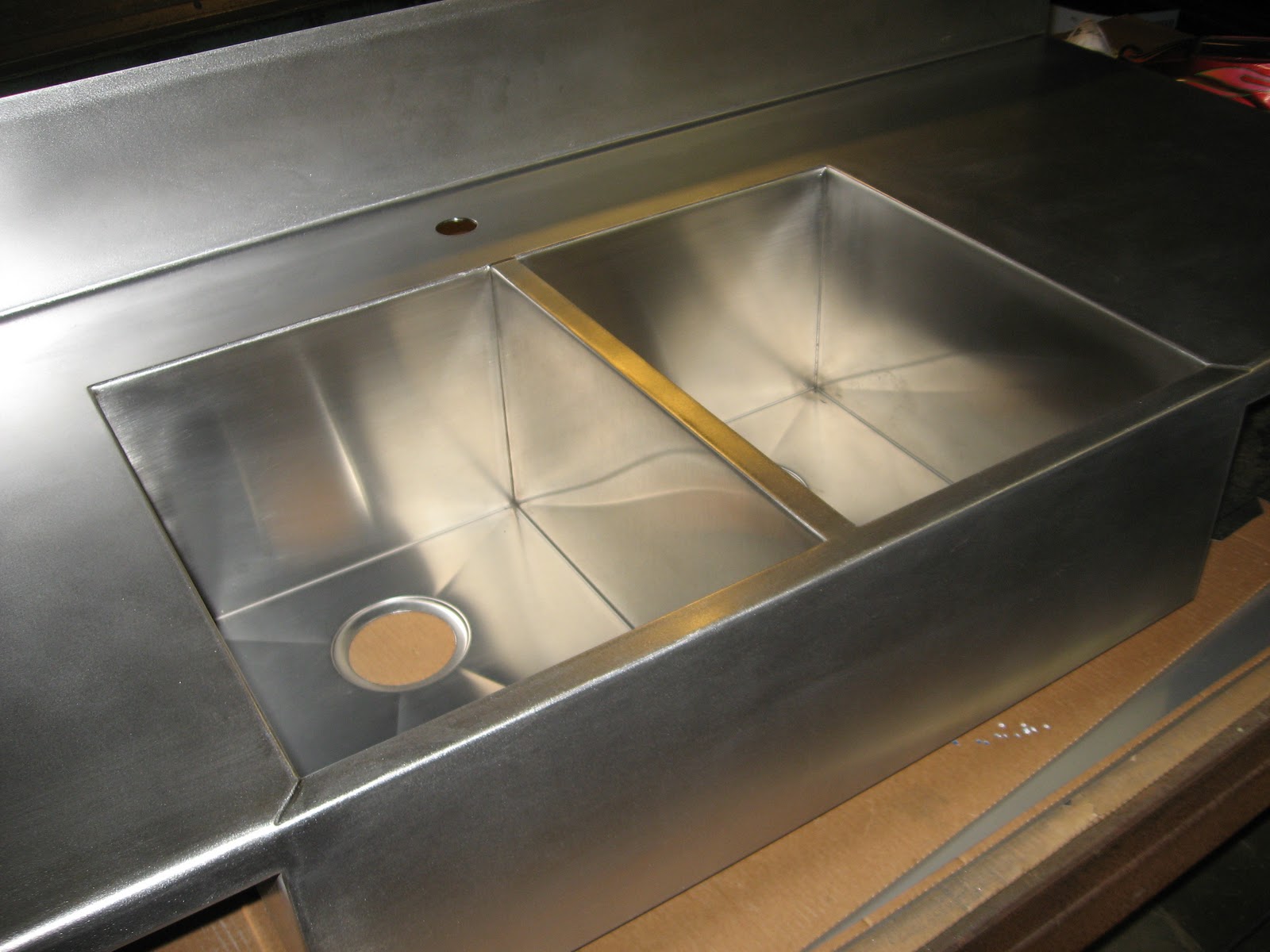 HEAVY METAL WORKS: Stainless Steel Sink