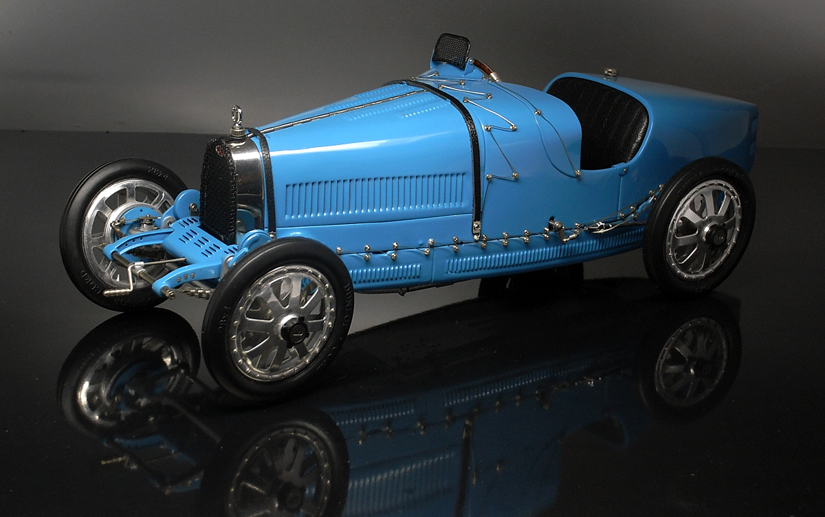 課長睪耕作: 1/18 BUGATTI Type 35 Grand Prix 1924 [CMC]