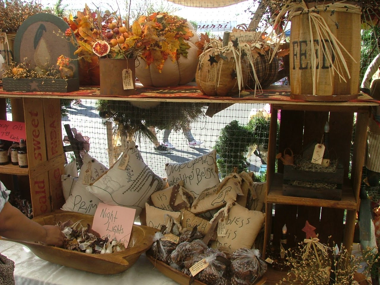 Country Primitives Vintage Market & The French Hen: Great Day In The ...