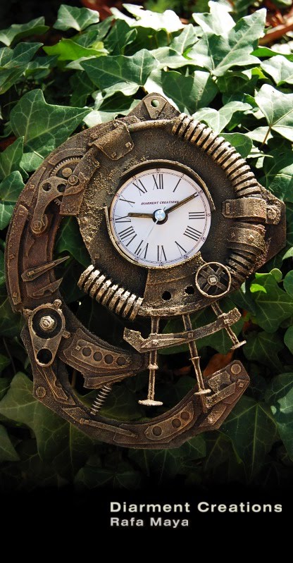 Diarment Creations: Steampunk Rust Clock