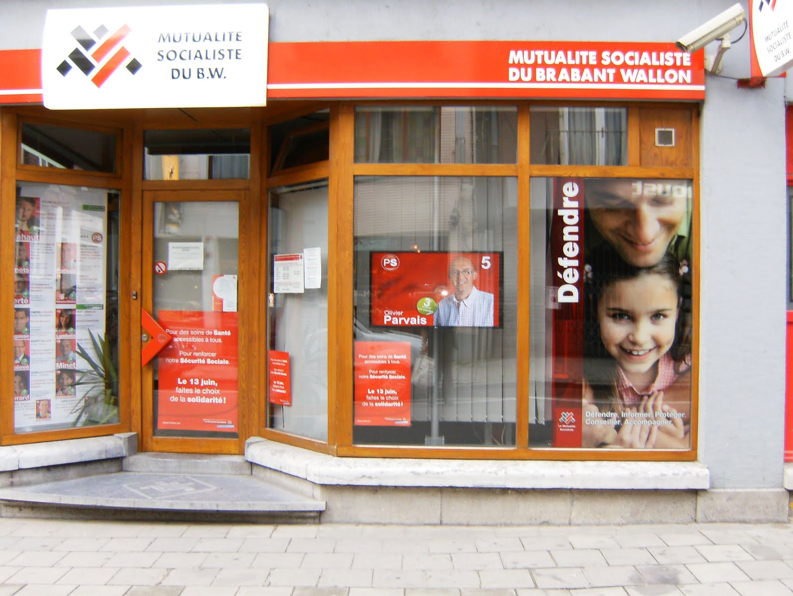 Tractothèque: Brabant wallon 2010 - La Mutualité socialiste vote PS