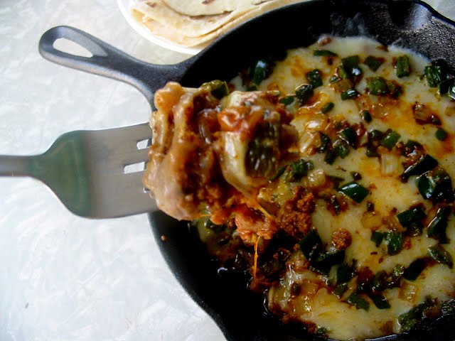 The Hungry Texan: Queso Flameado