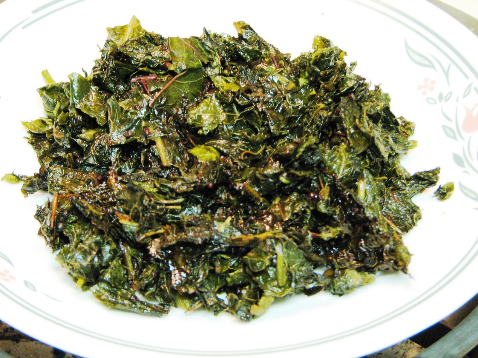 Celebrating Little Things In Life: Lal Math Sabzi / Tambdi Bhaji Upkari