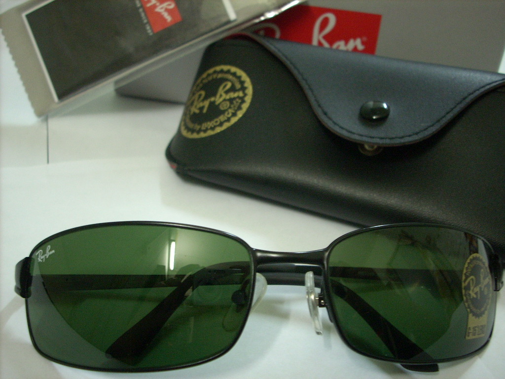 OPTICAL FRAME AND SUNGLASSESS: Rayban 3269