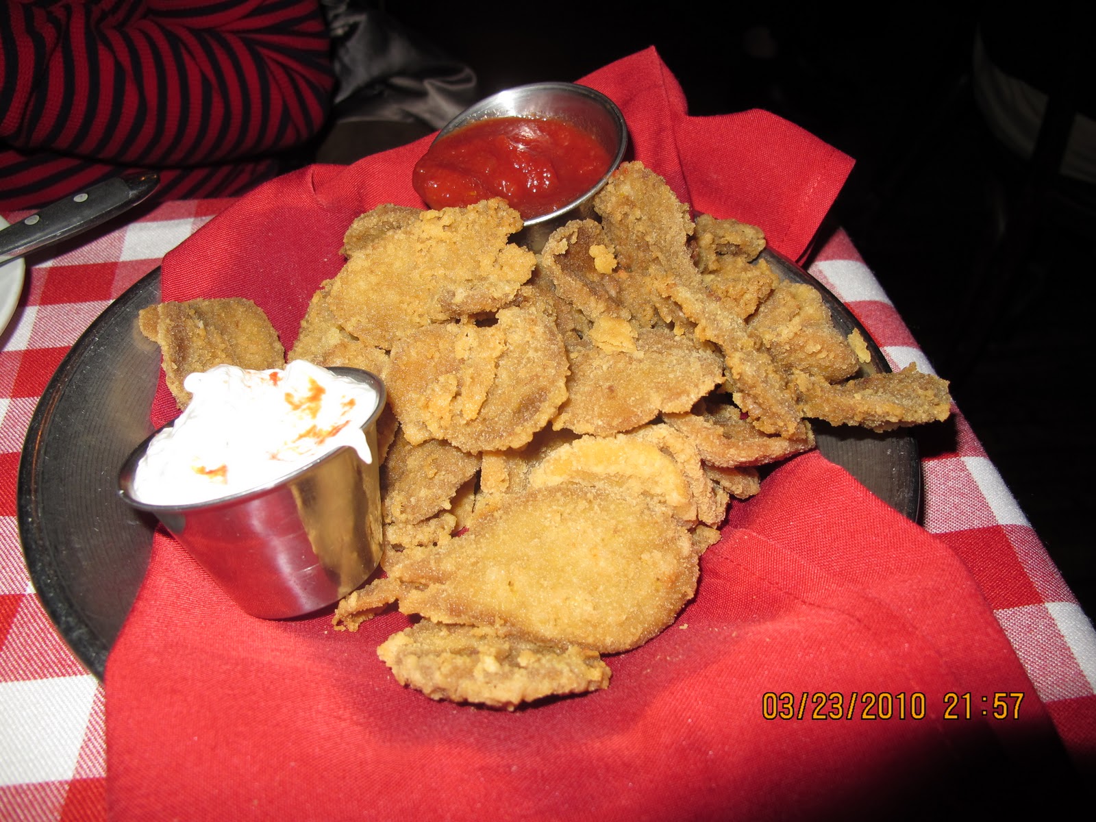 clignOtement: How does a fried bull's testicle taste like?