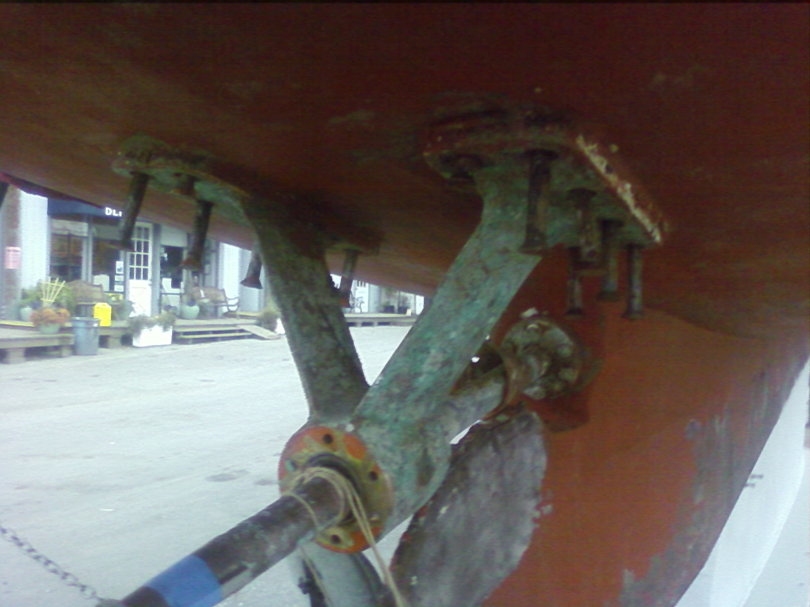 Glory B: Strut and cutlass bearing