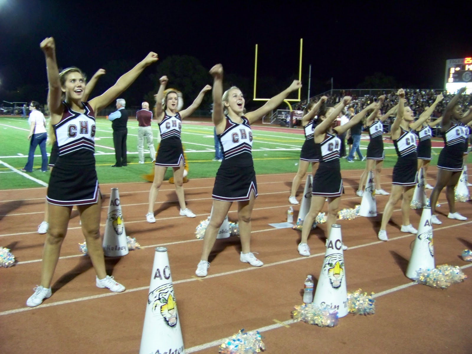 CHS Tiger Cheerleaders: Varsity Game vs. Copperas Cove