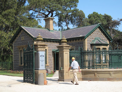 A Growing Delight: Chirnside Mansion....