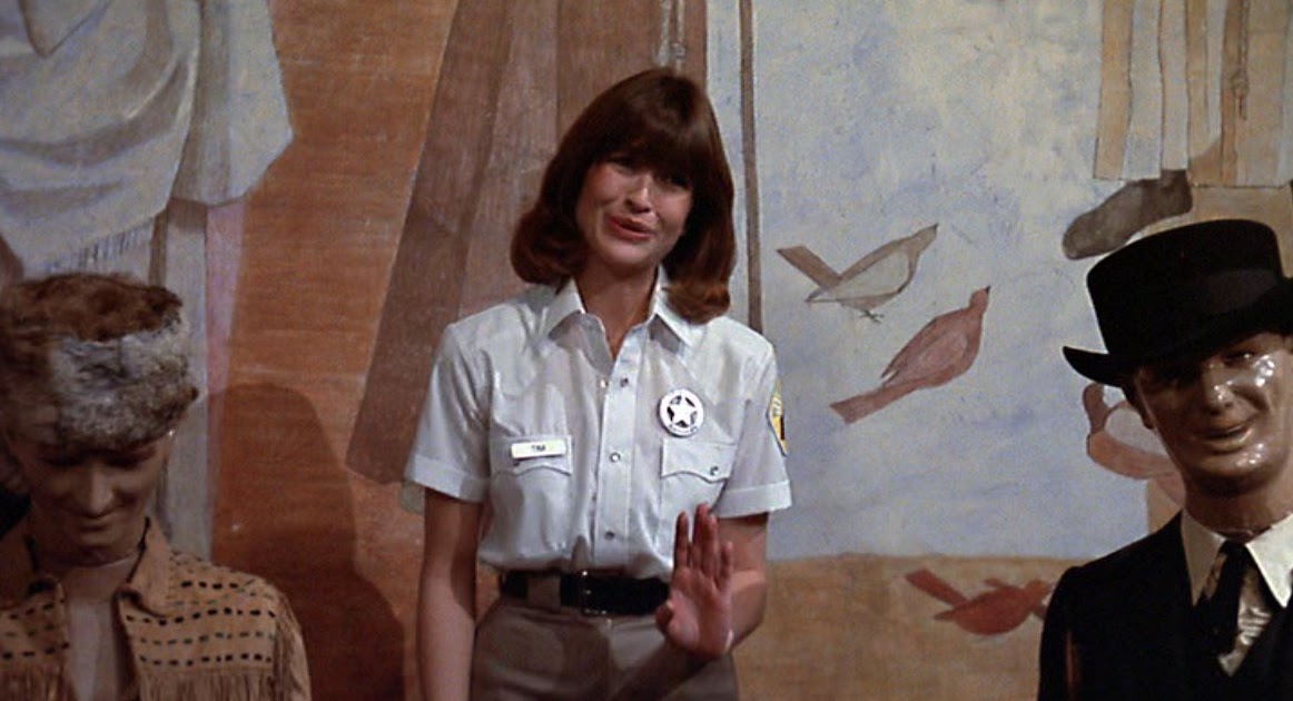 my new plaid pants: Tina, the Alamo Tour-Guide Says: