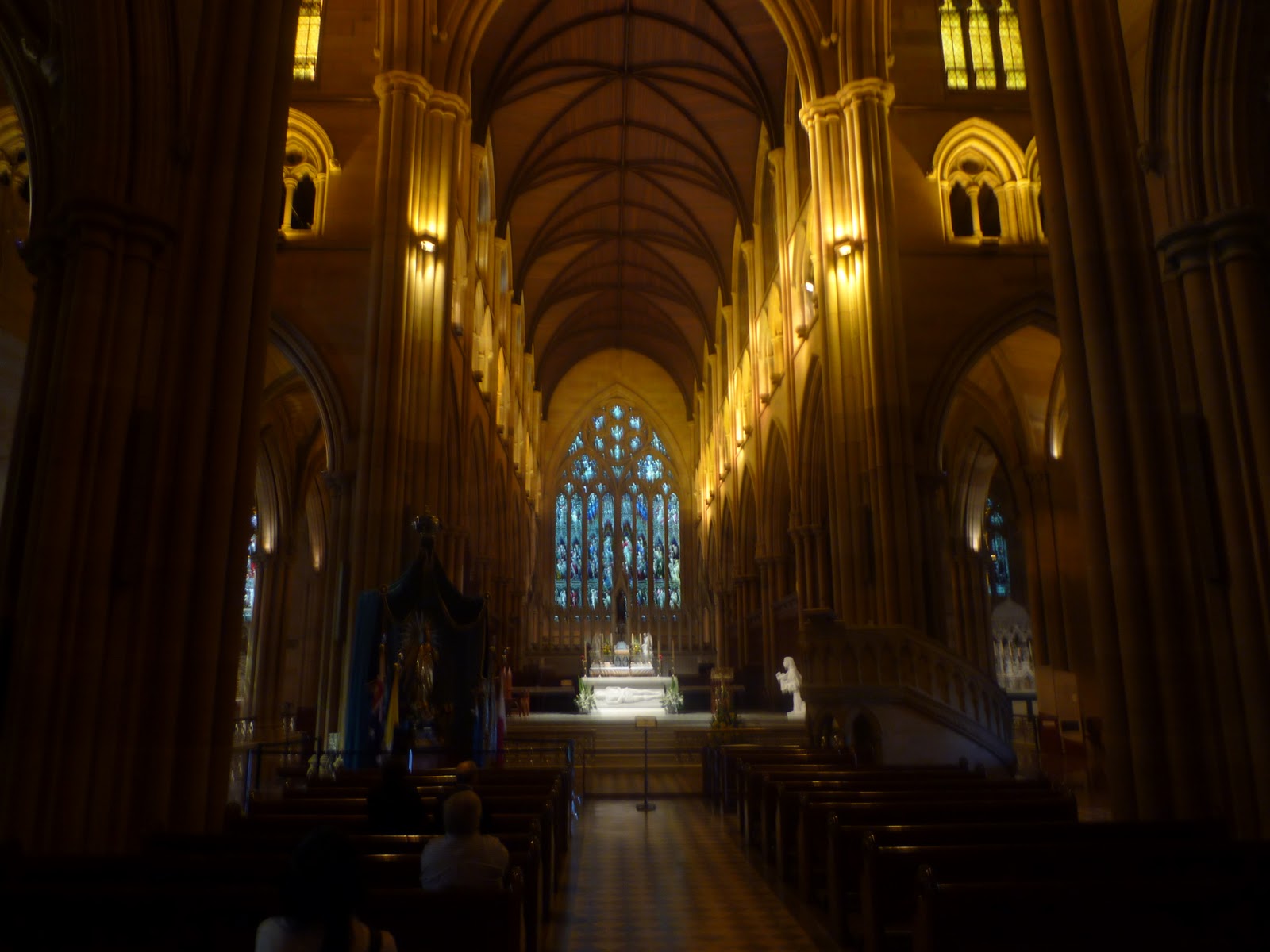 AUSTRALIA...EN EL CULO DEL MUNDO: 17/10/2010-SYDNEY(CATEDRAL DE ST.MARY ...
