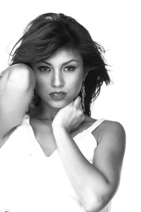 kenyataan jadi kenangan: siapa kah mizz nina yang duet ngan colby O ...