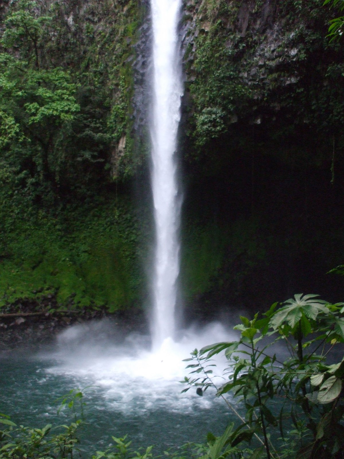 Arenal Sport Fishing Tours, La Fortuna, Costa Rica: Catarata La Fortuna