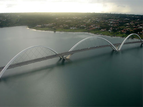 Bliss: The World's 18 Strangest Bridges