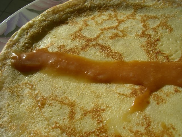 SUCRISSIME: Hmm les bonnes crêpes...