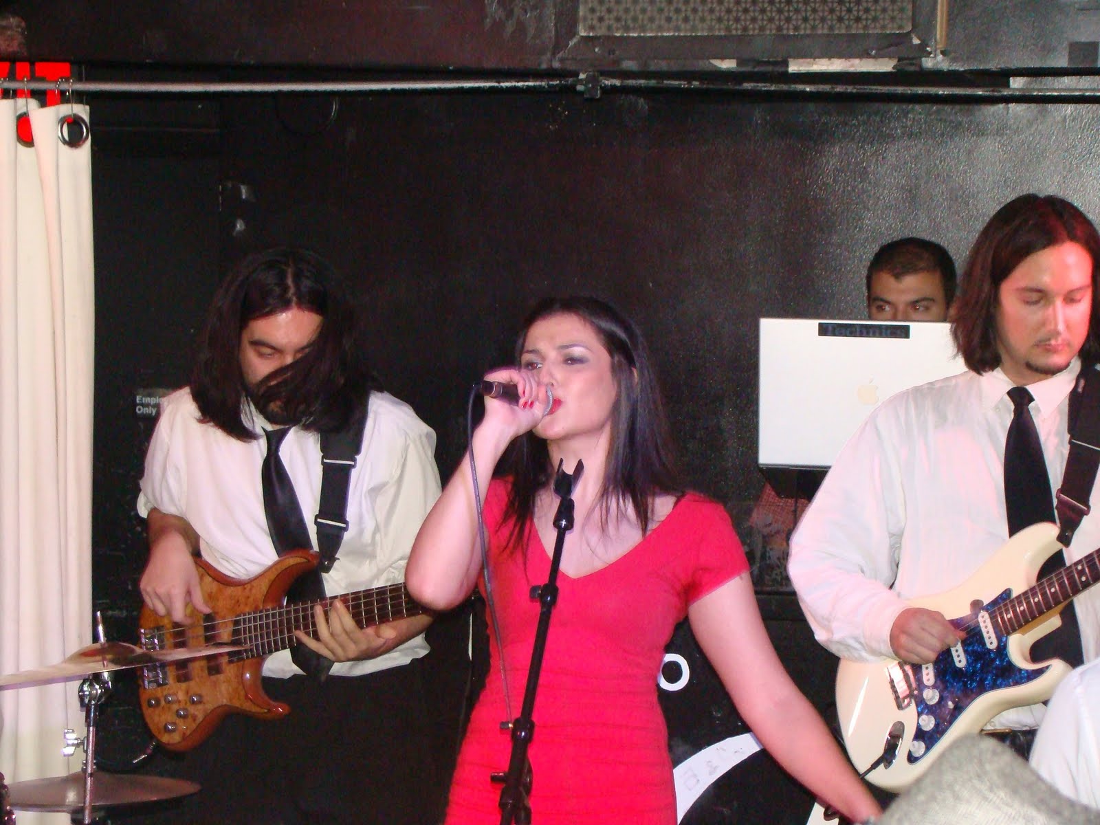 The FAB Network: Event Recap: Private Show with UK Sensation Sarah ...