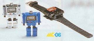 Underneath The Radar: ¡1,000!: The Robot Time Machine that can Transform