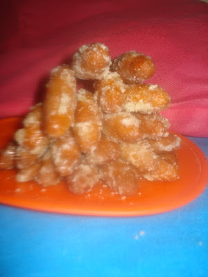 Nivedita's Kitchen: I clicked TOSHA (Sweet Flour Rolls) for COOK and ...