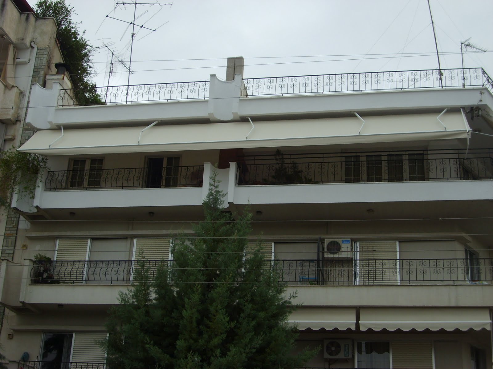 ΤΕΝΤΕΣ-ΕΙΔΙΚΕΣ ΚΑΤΑΣΚΕΥΕΣ: ΤΕΝΤΑ ΜΕ ΒΡΑΧΙΩΝΕΣ (εξωτερικά)