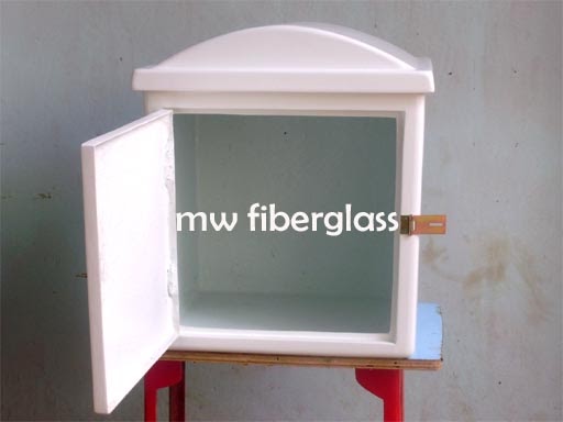 Box motor delivery fiberglass