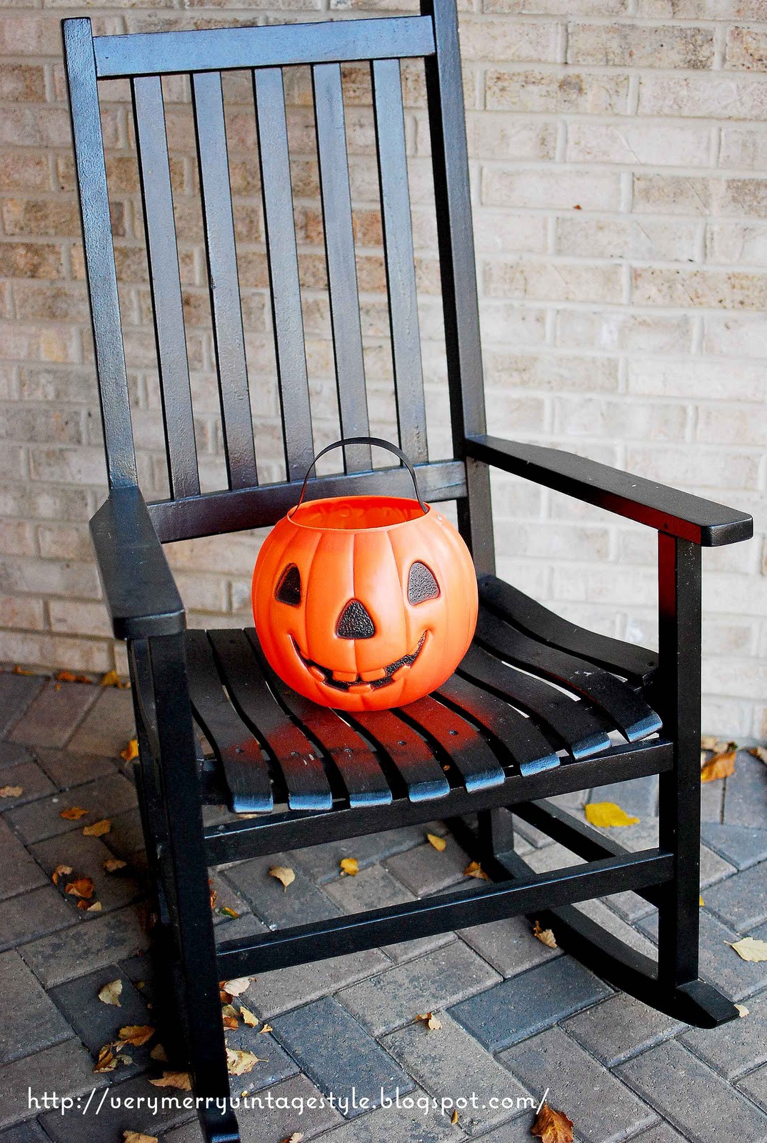 Very Merry Vintage Syle: Ready and Waiting