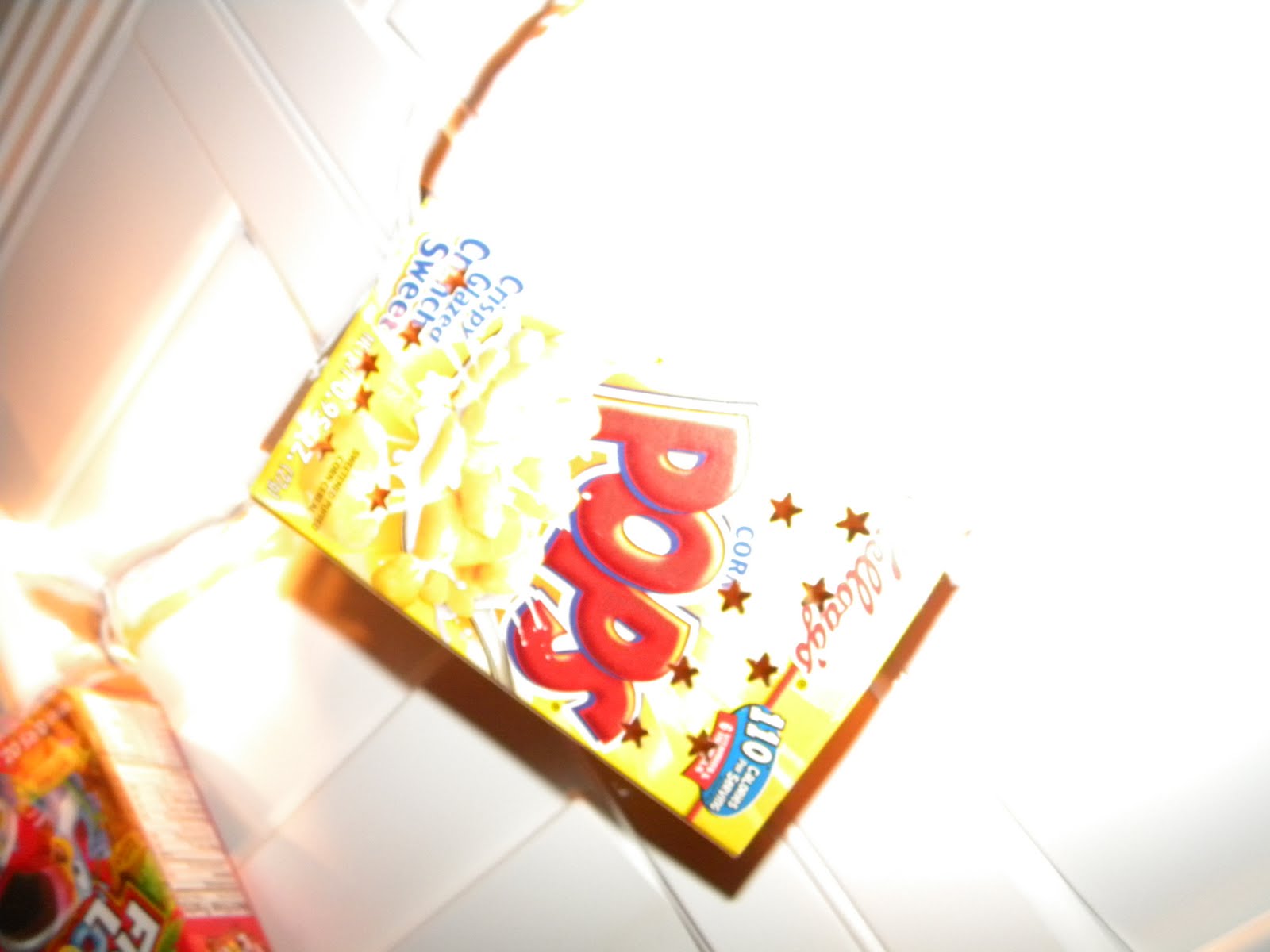 Three Pixie Lane: Cereal Box String of Lights - Crafting with Kids