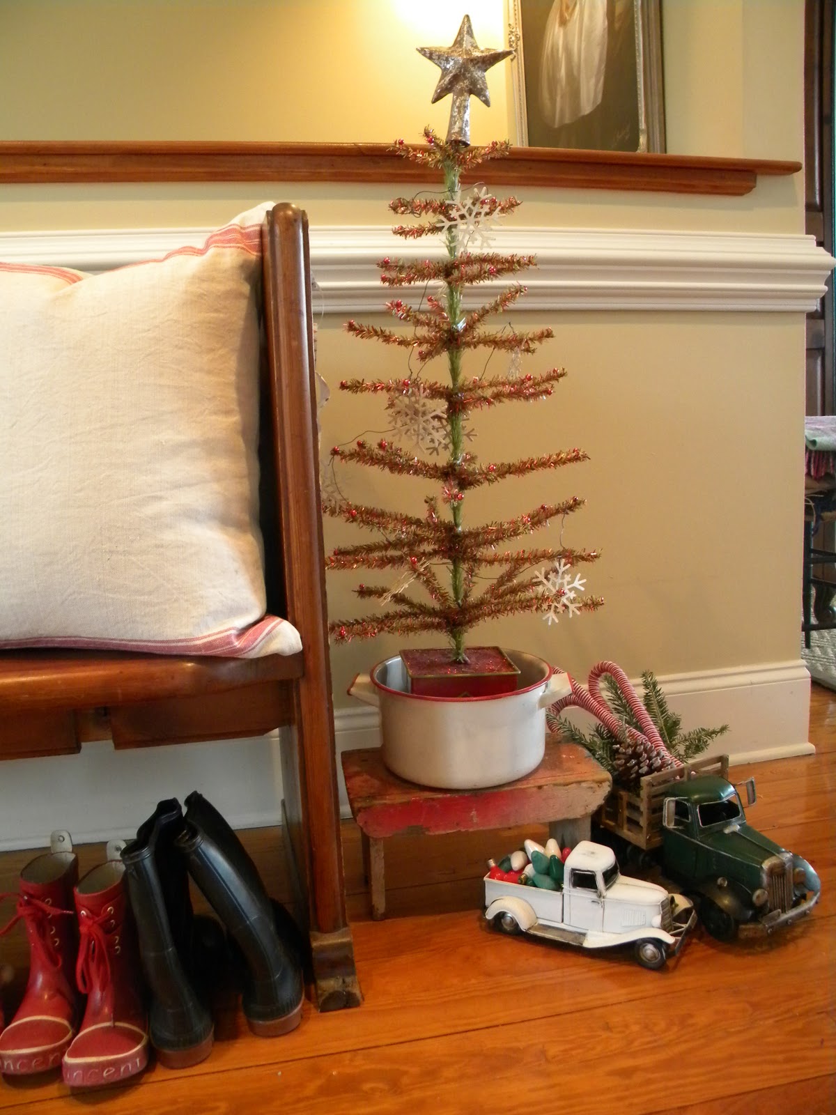 Three Pixie Lane: Three Pixie Lane at Home