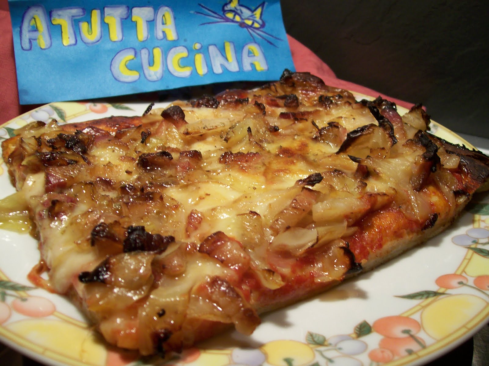 A TUTTA CUCINA: PIZZA SOFFICE con CAVOLO e LARDO