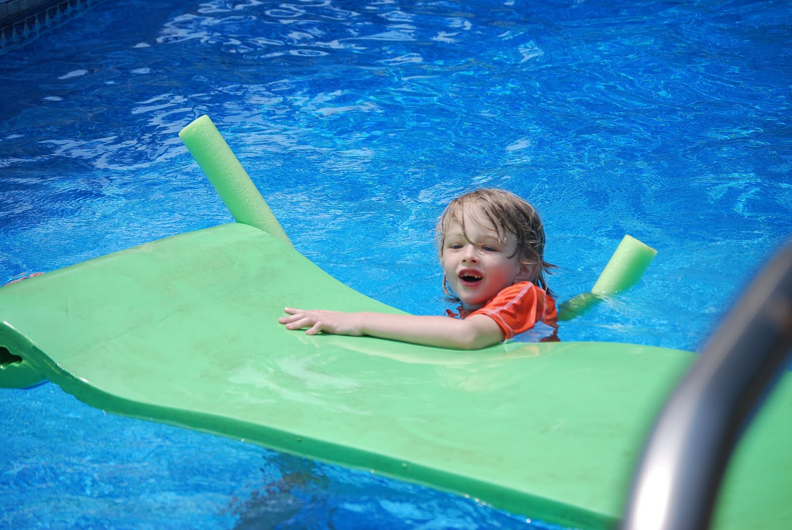 Waterpark Fun Candids, 7 @iMGSRC.RU !!TOP!!