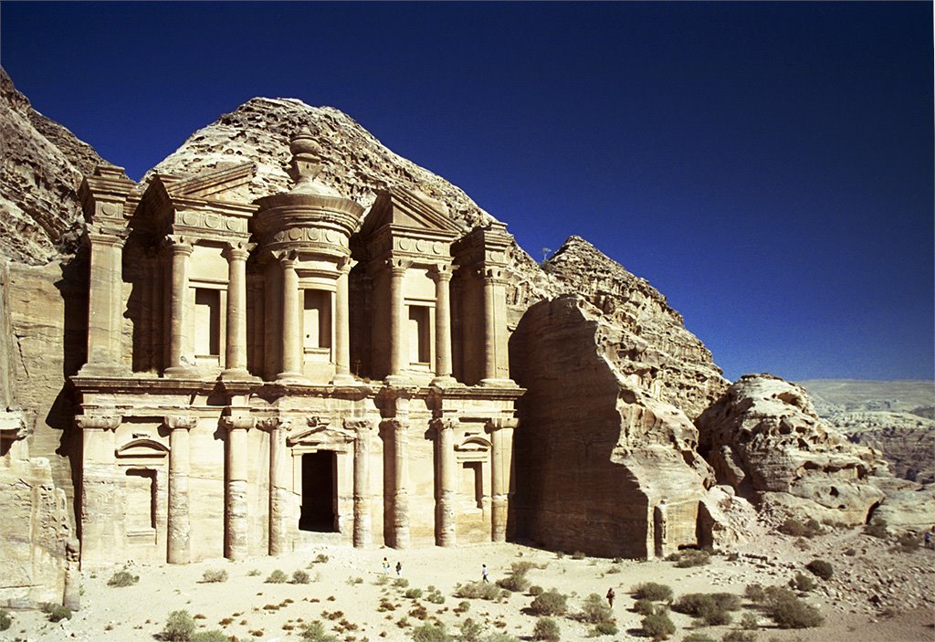 Ace Pix: 15 Amazing Monasteries, Sanctuaries and Abbies