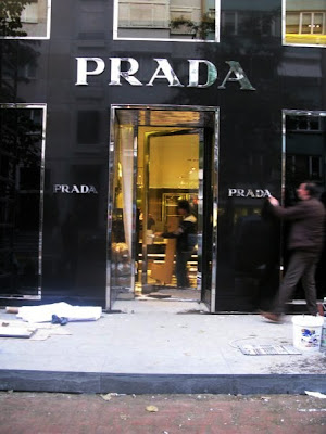 FASHION IN ISTANBUL: Prada's first store in İstanbul!