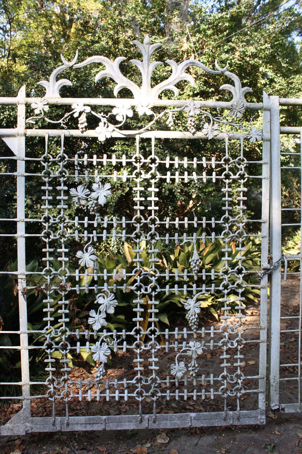 Southern Lagniappe: McRaven House: The Most Haunted House in Vicksburg