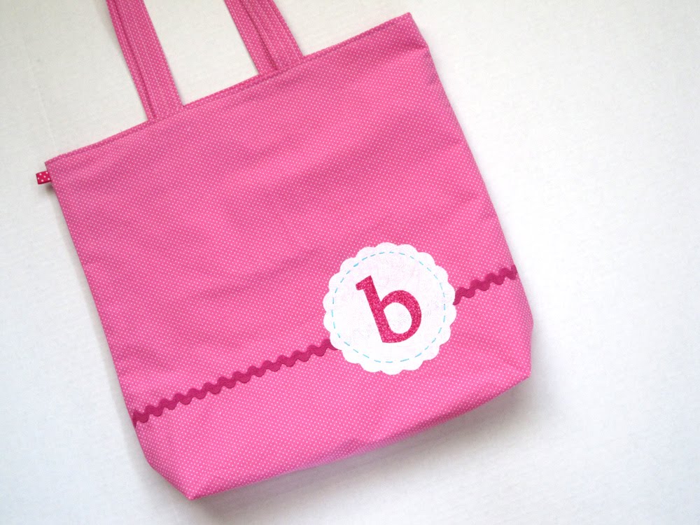Everyday Celebrations: simple library totes