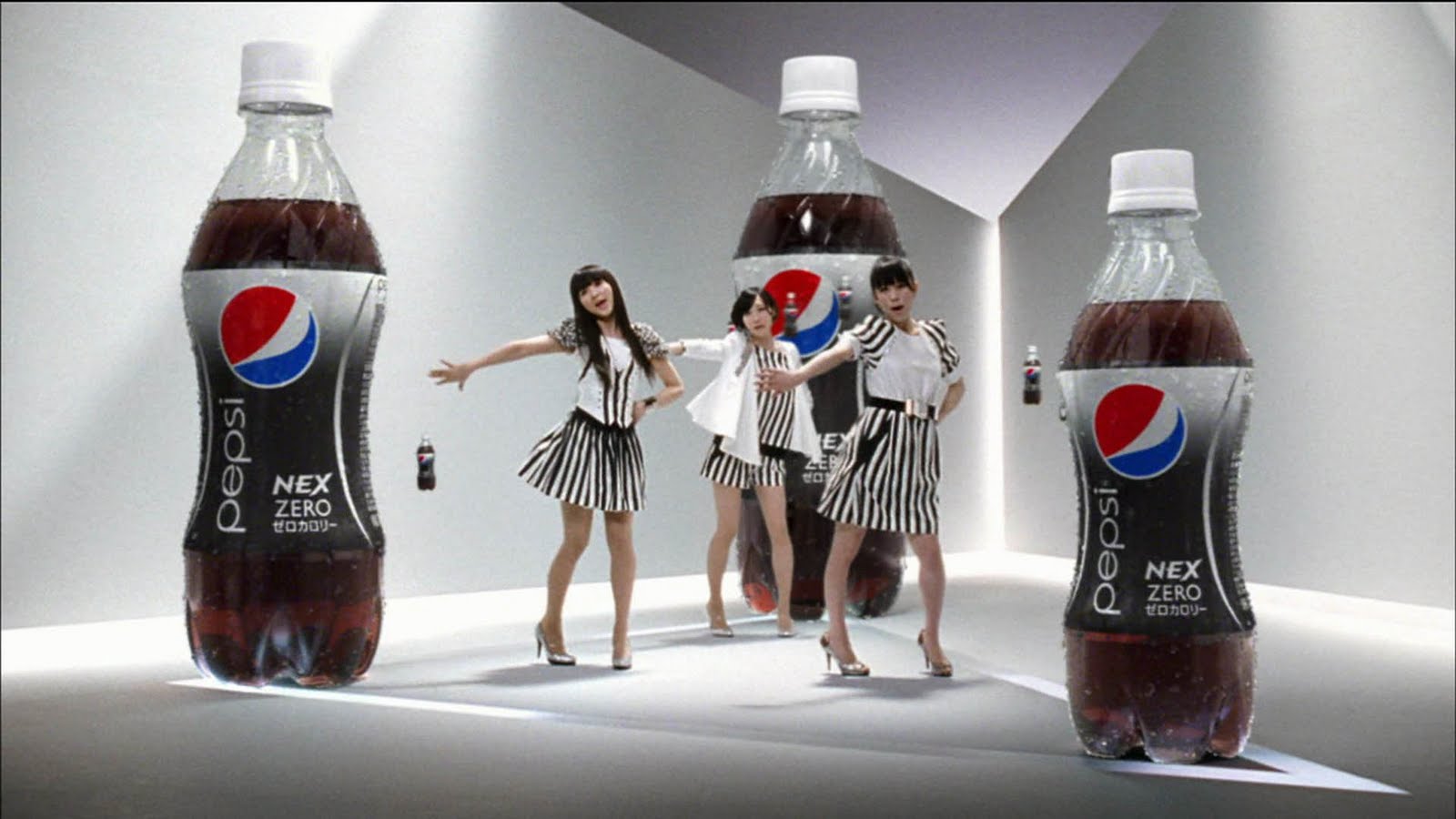 Perfumeキャプチャー画像庫: PEPSI NEX CM #1