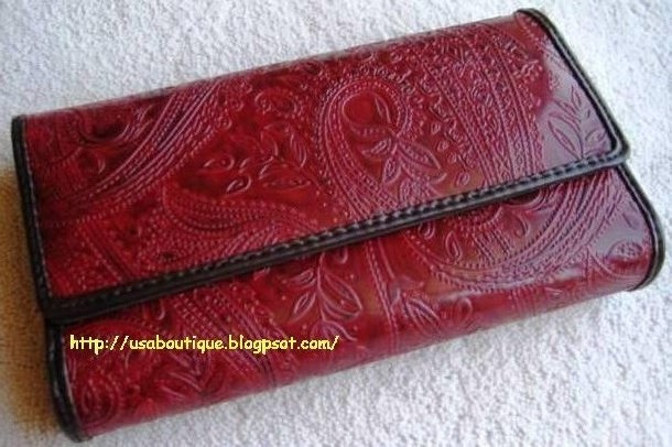 USA Boutique: Relic By FOSSIL Paisley Checkbook Wallet - Red