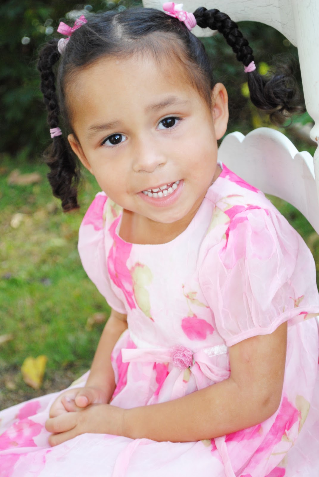 Capturing Moments by Julia: Jenicia & Makylee