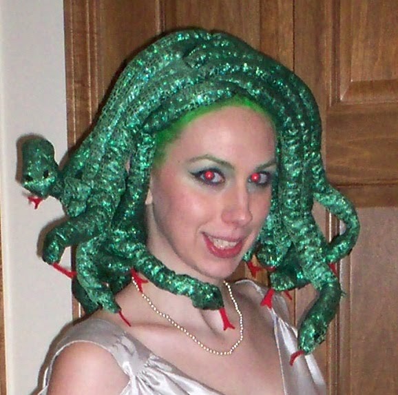 the-misadventures-of-miss-kay-how-to-make-snakes