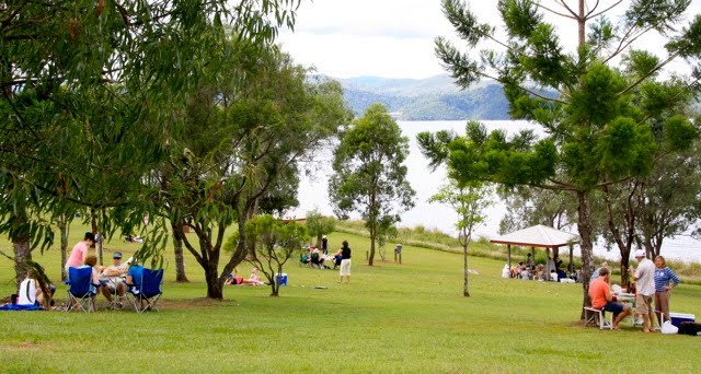 ADVENTURE BEFORE DEMENTIA: PICNIC AT WIVENHOE DAM