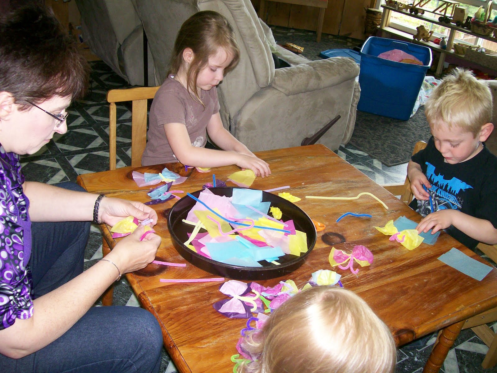 Tree House Preschool Daycare: Handwork...