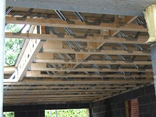 Pipers Gardens: 14/04/2009 - 1st Floor Posi Joists