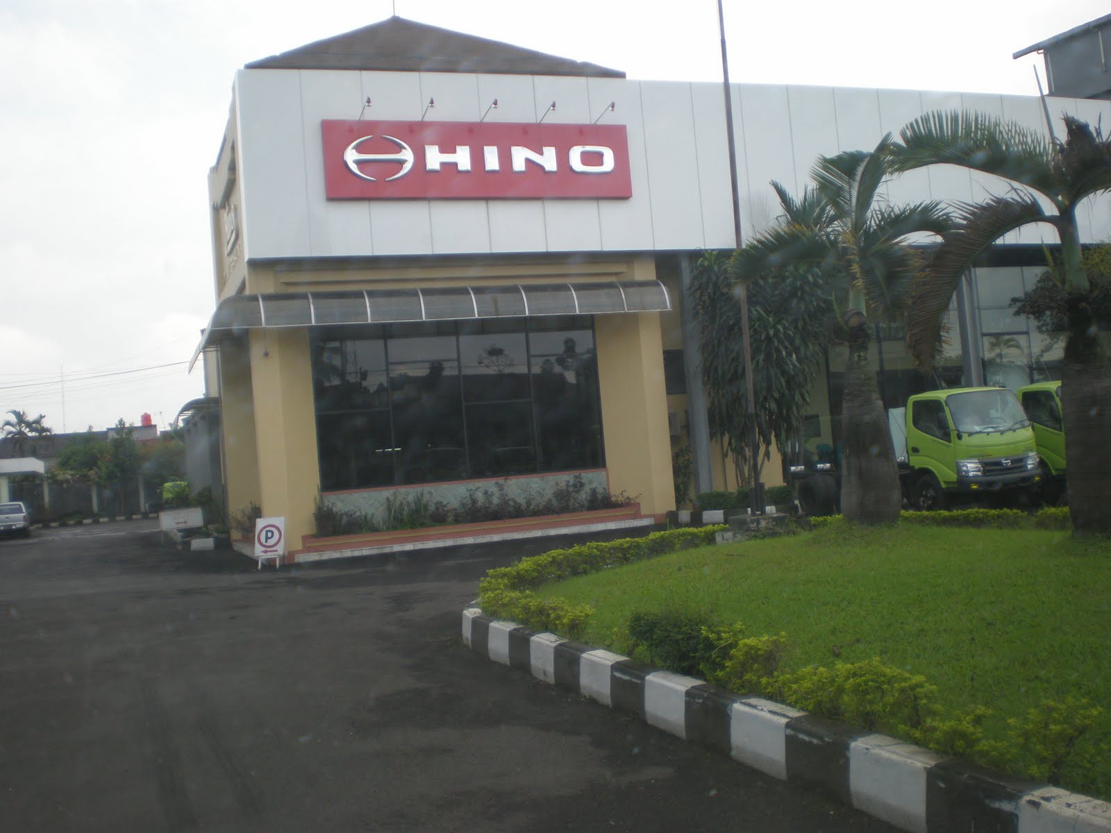 HINO sparepart: Maya Graha Indah, Bandung