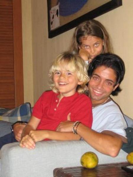 I LOVE MOPPB FOREVER FAN: Fotos de Prince y Paris con Omer Bhatti