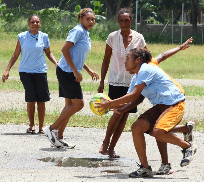 Near the Hoop - Papua New Guinea Netball News: Successful Trials for POMNA