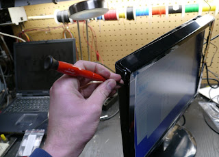 Ben Krasnow: Disassembly of an ASUS VH198T LCD monitor with LED backlight