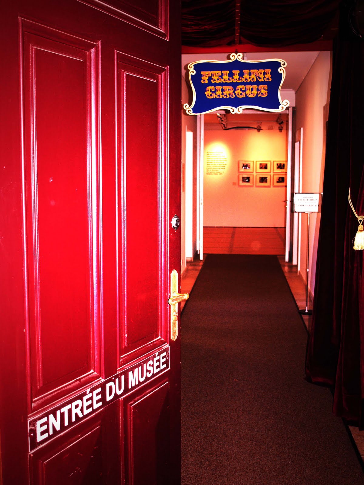 Genève est une ville formidable !: Fellini Circus