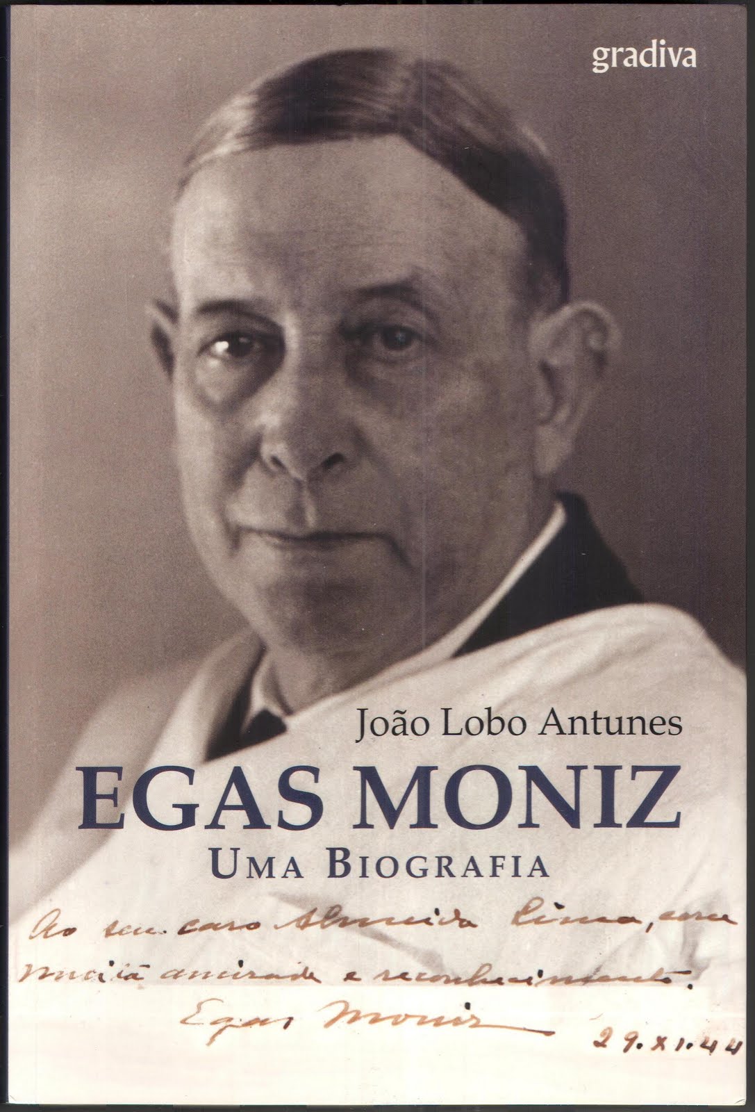 De Rerum Natura: EGAS MONIZ, A BIOGRAFIA