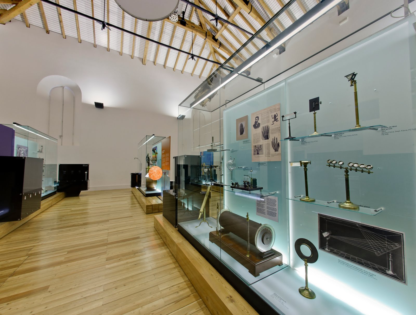 De Rerum Natura: MUSEUS DE CIÊNCIA EM REVISTA