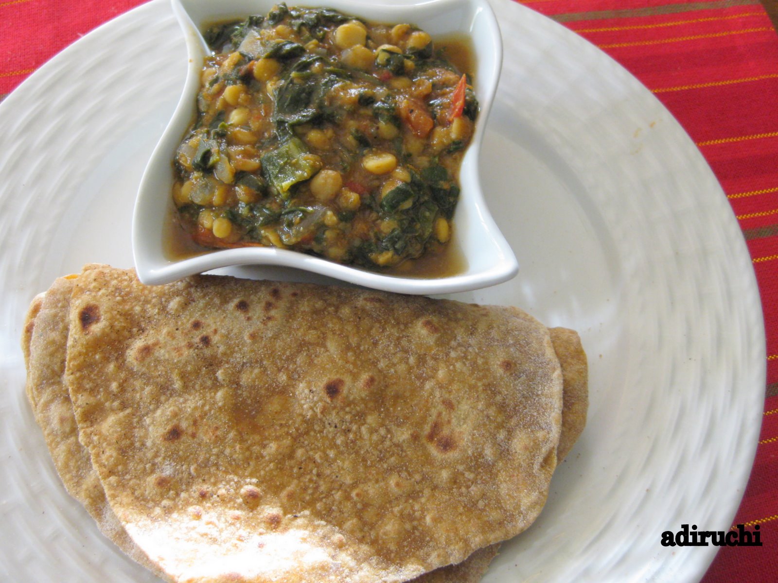 Spinach Channa and avocado Roti