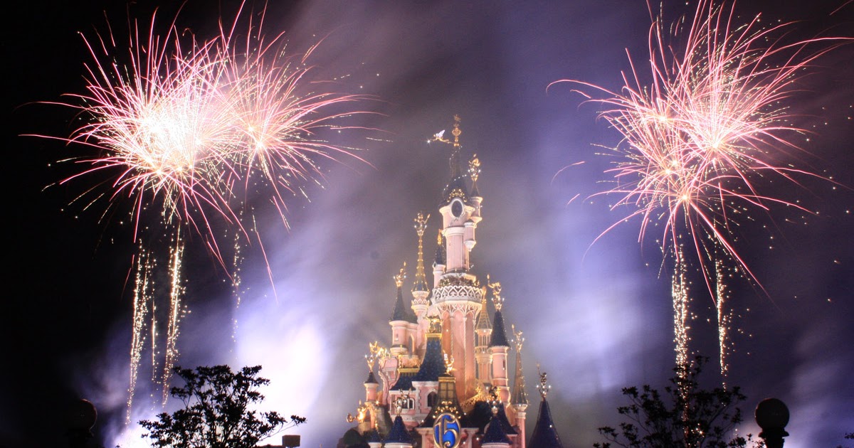 Disneyland Fireworks Wallpaper